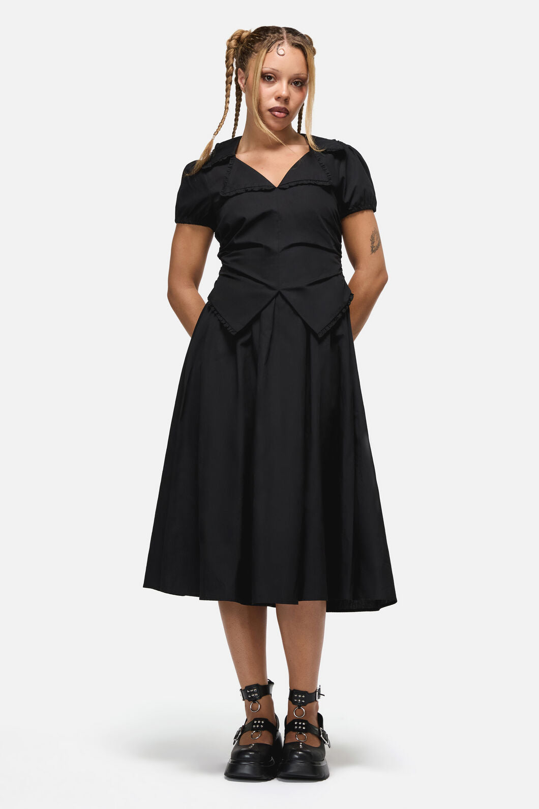 Conquest Goth Midi Dress – Dangerfield NZ