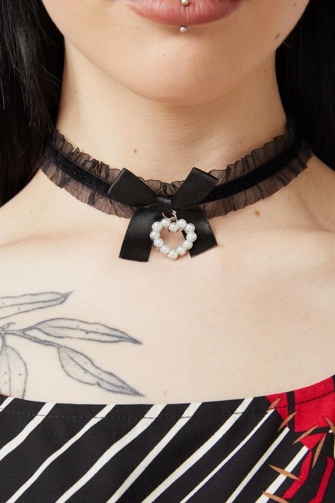 Pearl Heart Choker – Dangerfield NZ