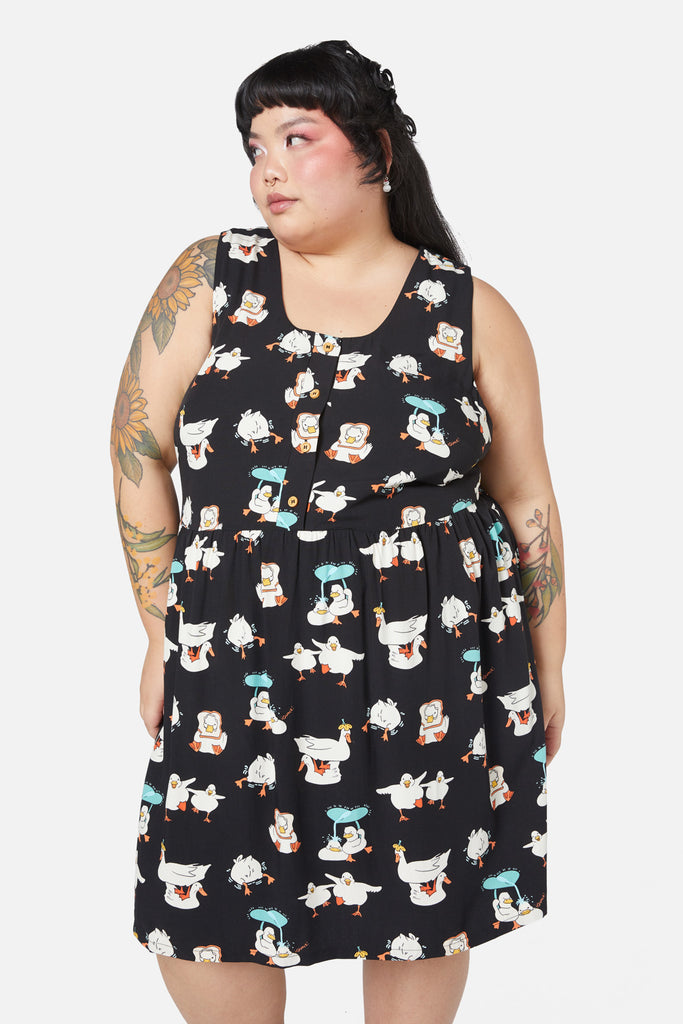 Curve Puddle Duck Dress – Dangerfield NZ