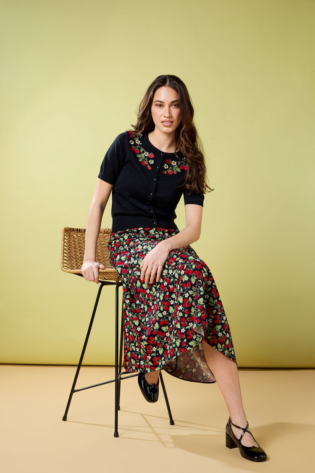 Raspberry Midi Skirt – Dangerfield NZ