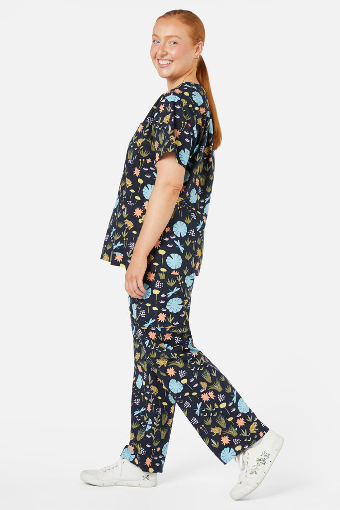 Yellow Spotted Tree Frog Scrub Set – Dangerfield NZ