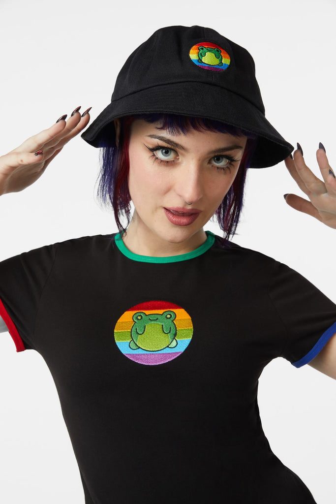 Rainbow Frog Hat – Dangerfield NZ